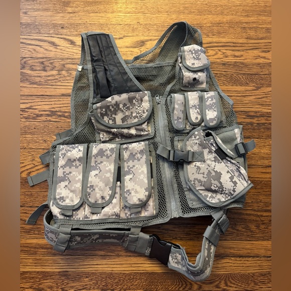 Jackets & Coats | 676 Tactical Digital Camouflage Vest With Ammo ...